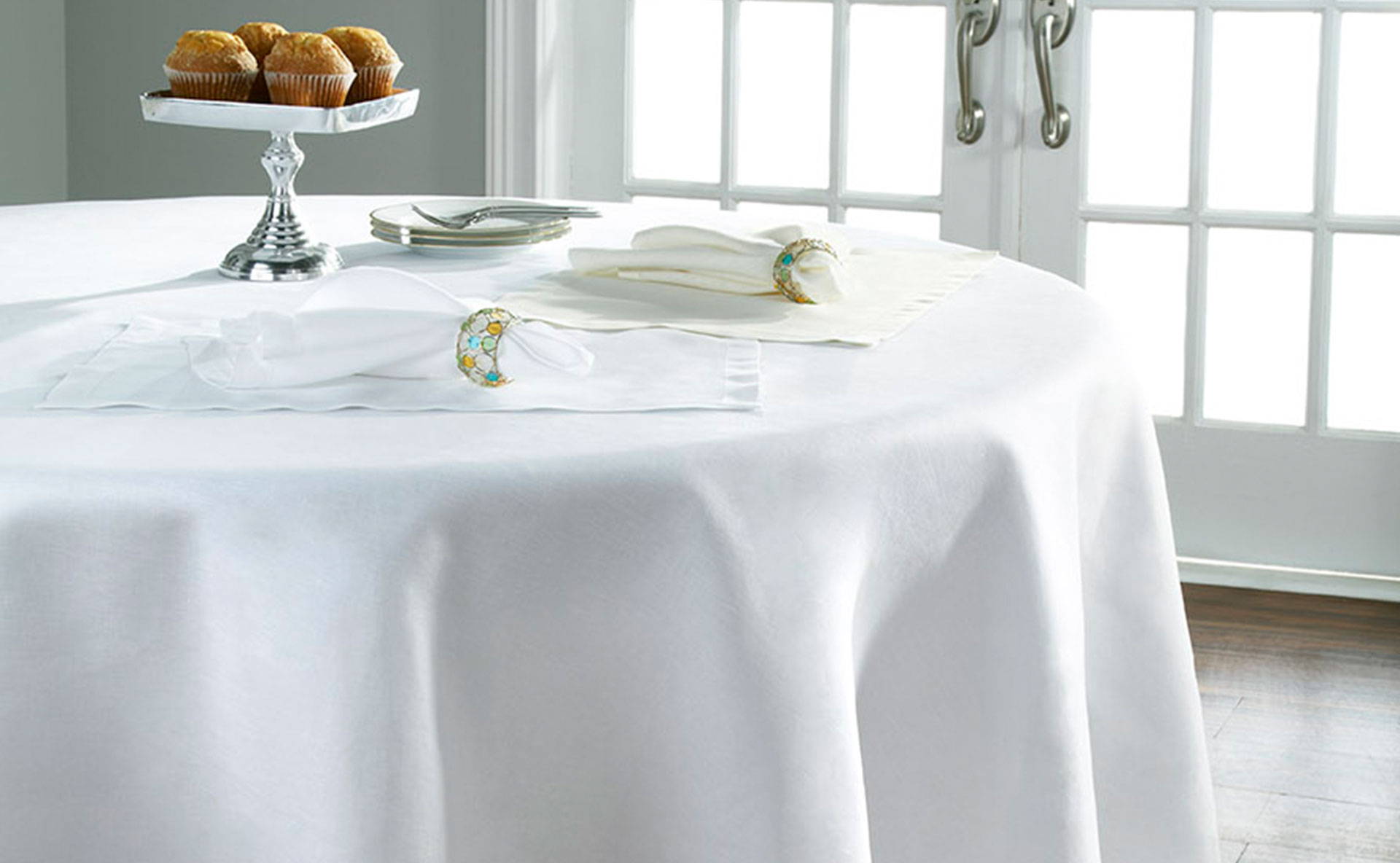 Choosing the Perfect Tablecloth – Home Treasures
